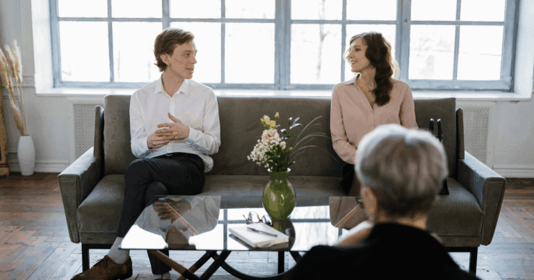 Jealousy vs Envy: Key Differences Explained Clearly